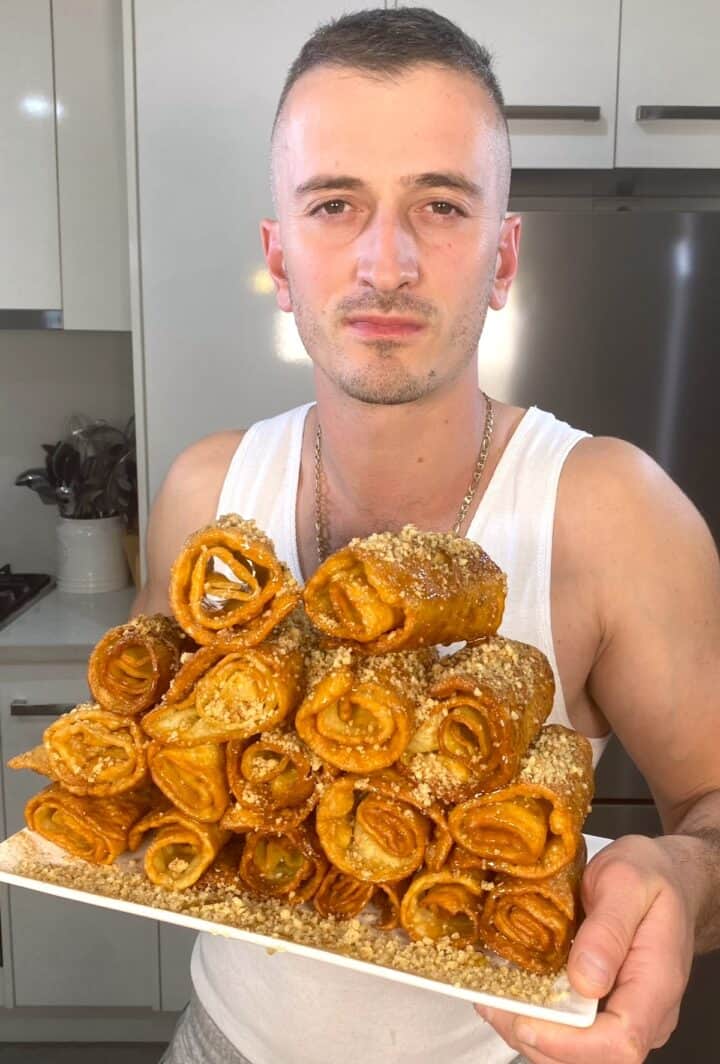 Diples Recipe (Greek Pastry With Honey) - Nikolopaa