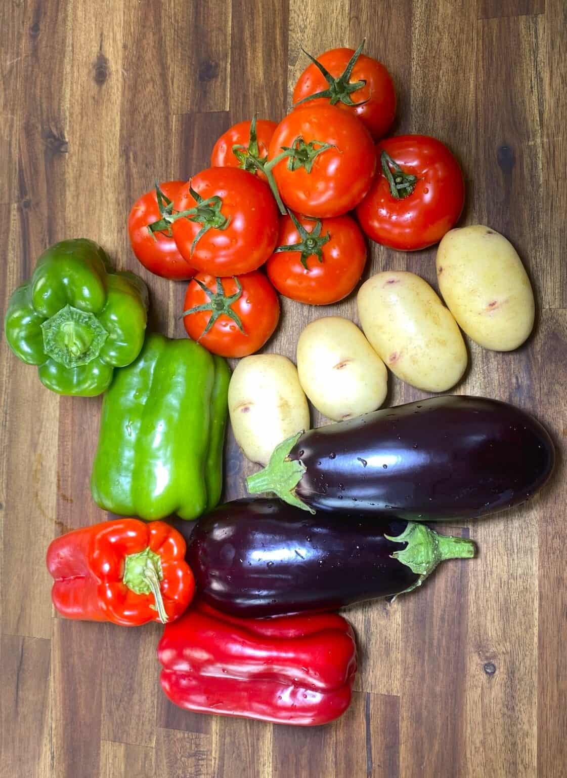 Gemista (Greek Stuffed Vegetables Recipe) - Nikolopaa