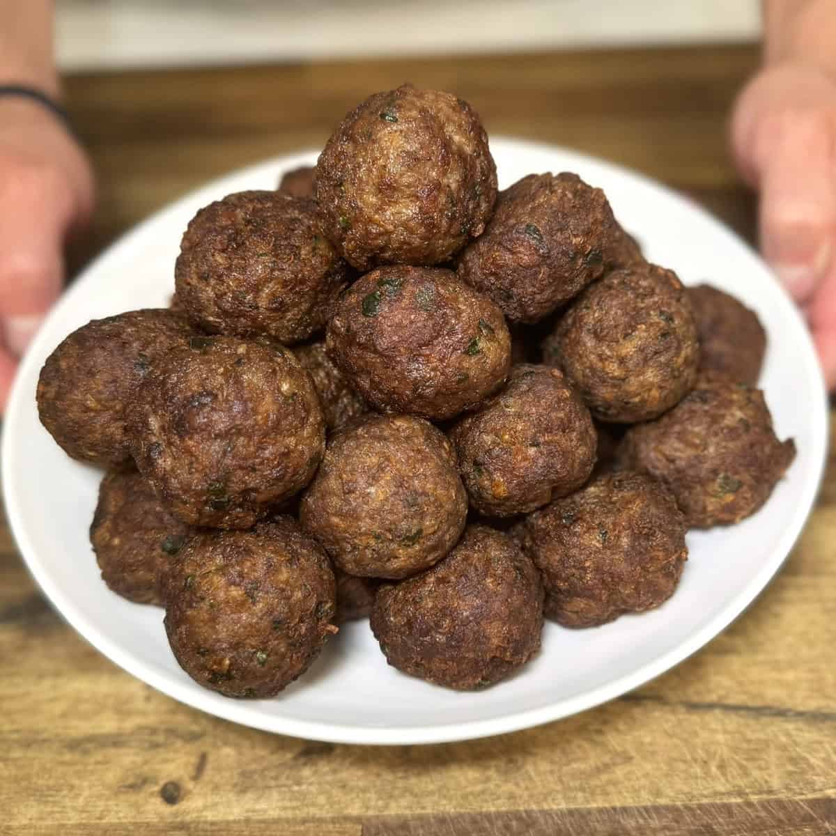 Cypriot Meatballs Recipe (Keftedes with Potatoes) - Nikolopaa