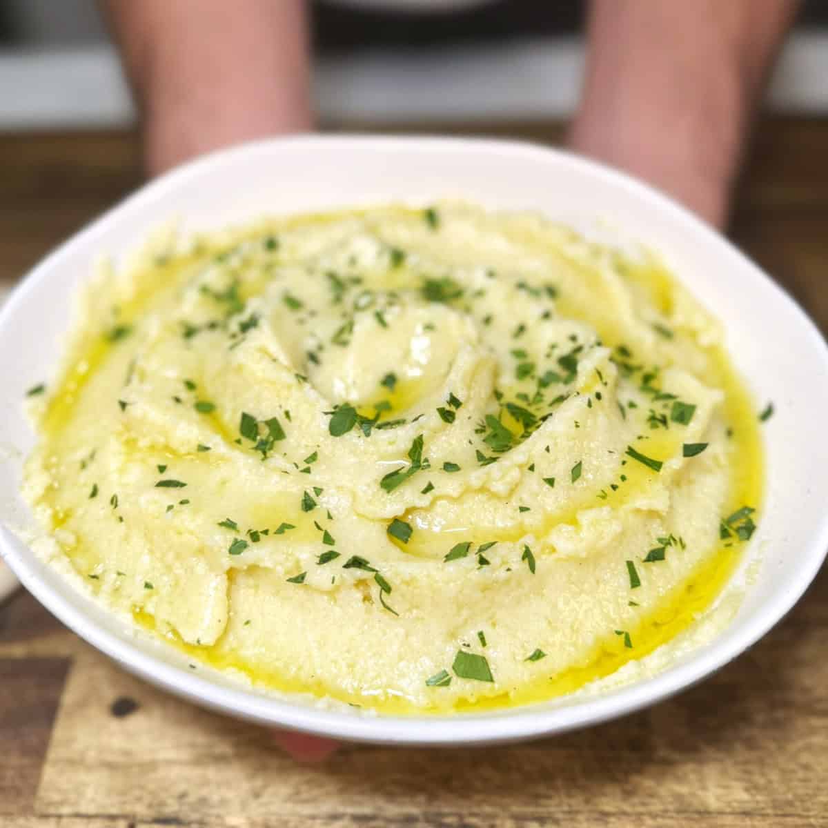 Skordalia Recipe (Greek Potato and Garlic Dip) - Nikolopaa